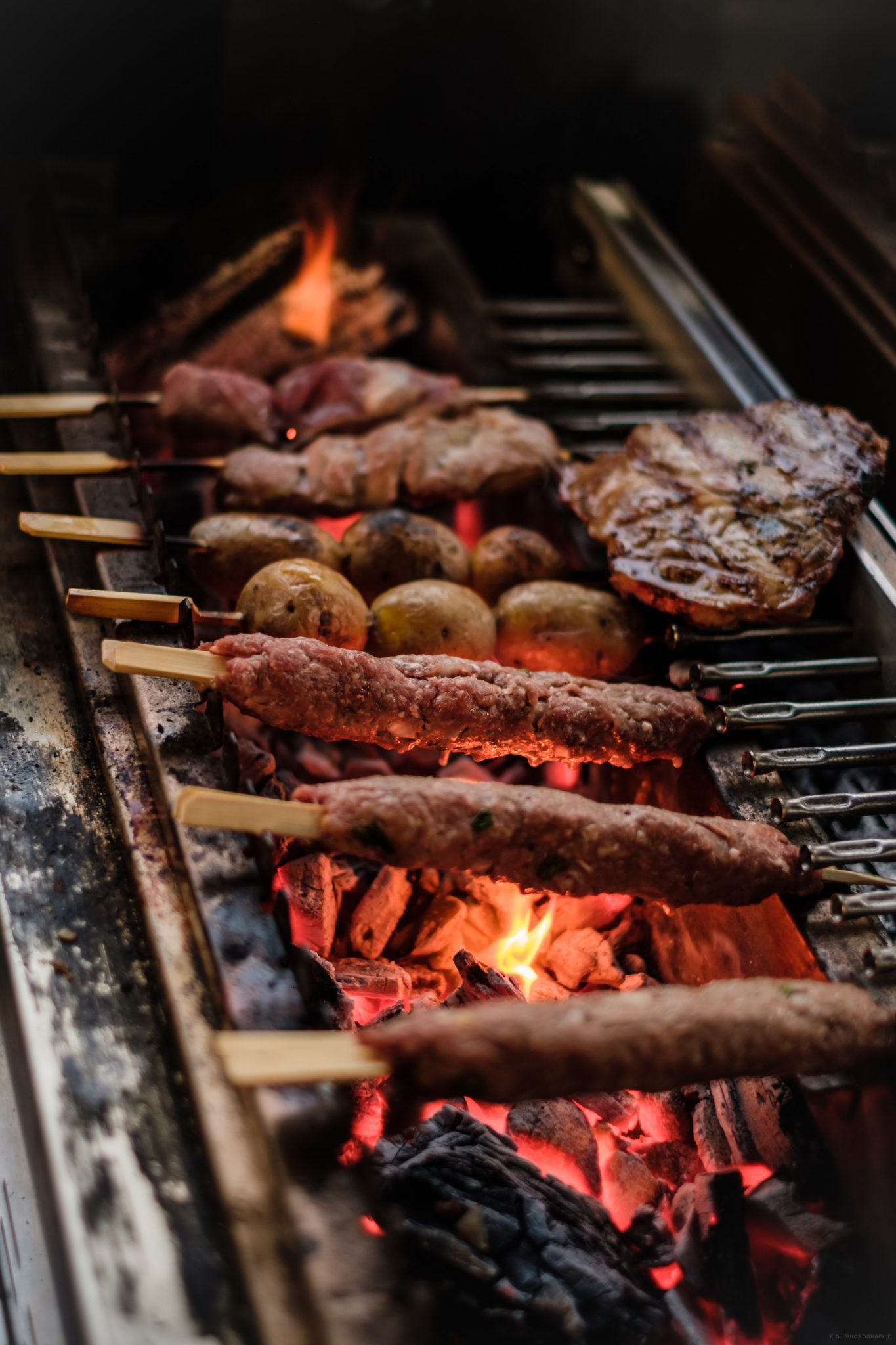 Unsere Speisen & Getränke - Herr KAUZIG